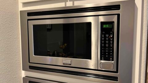 Should a Microwave Be on Its Own Breaker? – Home Efficiency Guide
